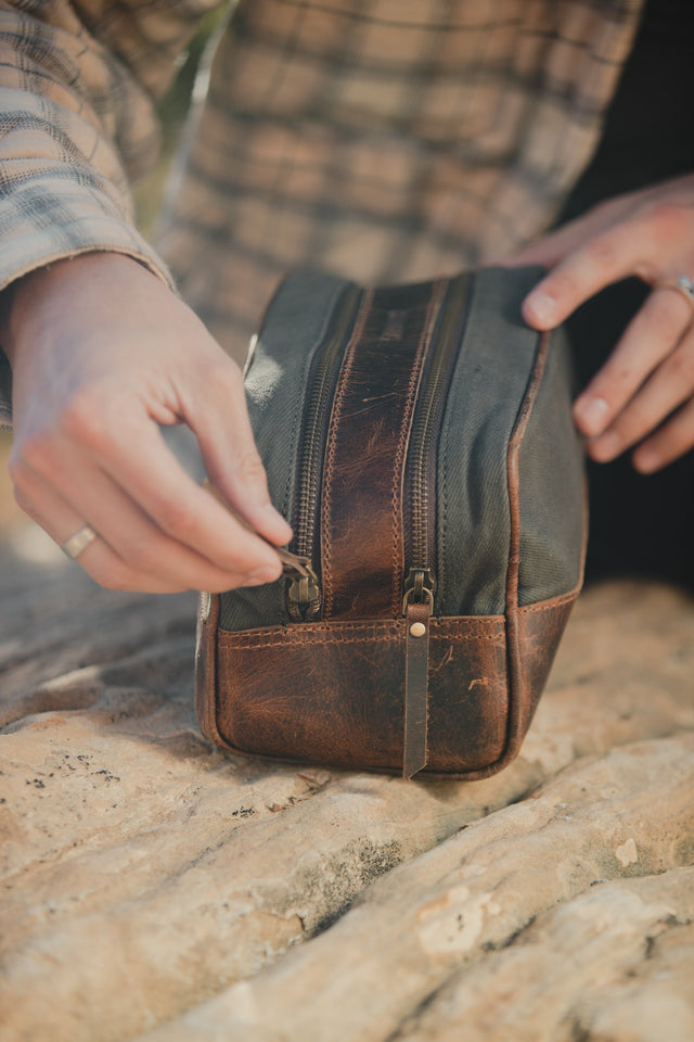 Canvas Dopp Bag – Kodiak Leather